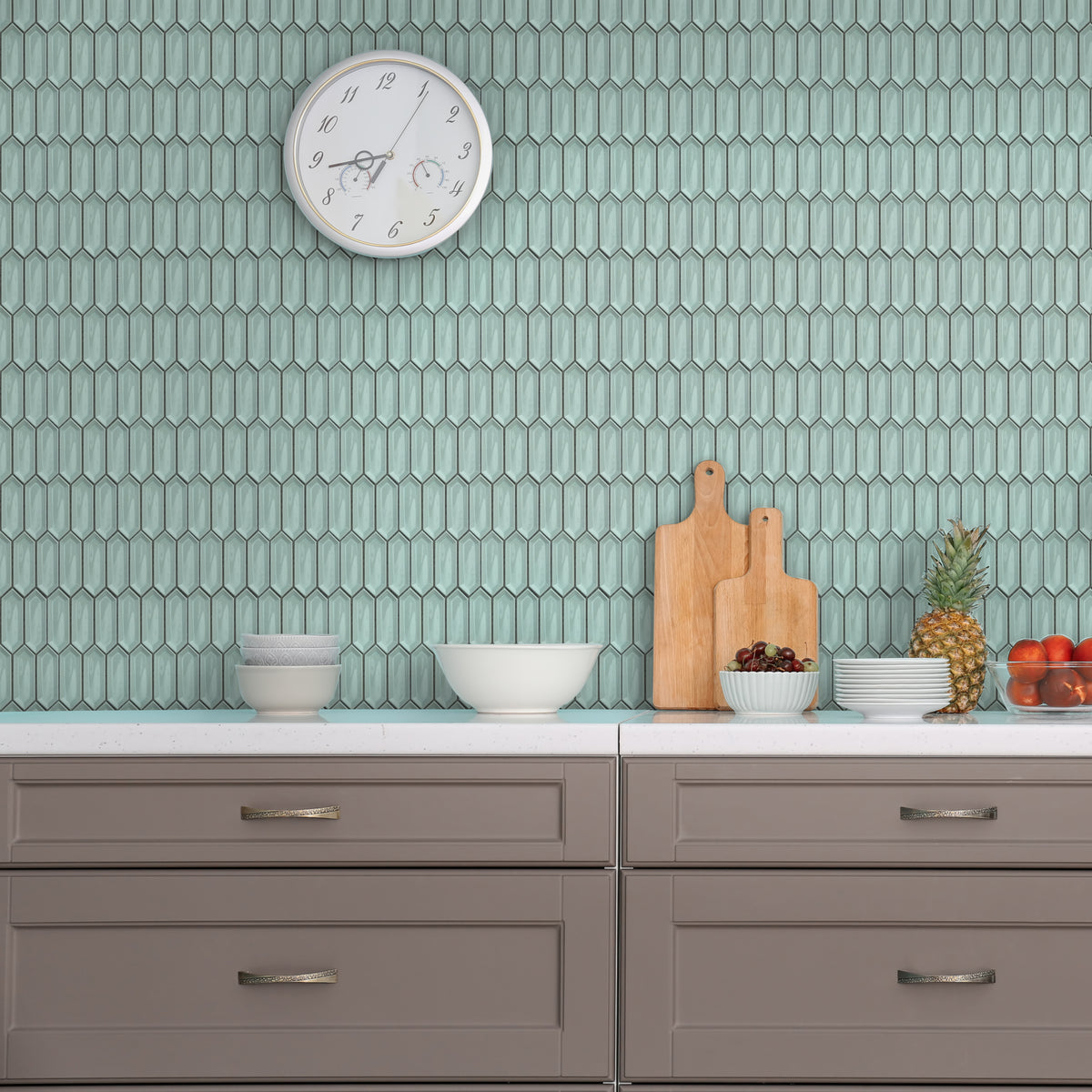 Jade Green Ivy Picket Porcelain Mosaic Tile | MosaicBros.com